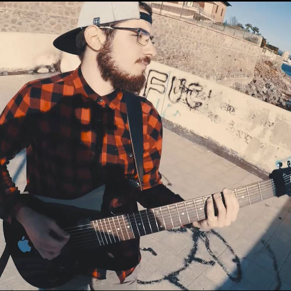 Luca Bonucci - Chitarrista, producer - Civitavecchia (RM) | Kleisma.com